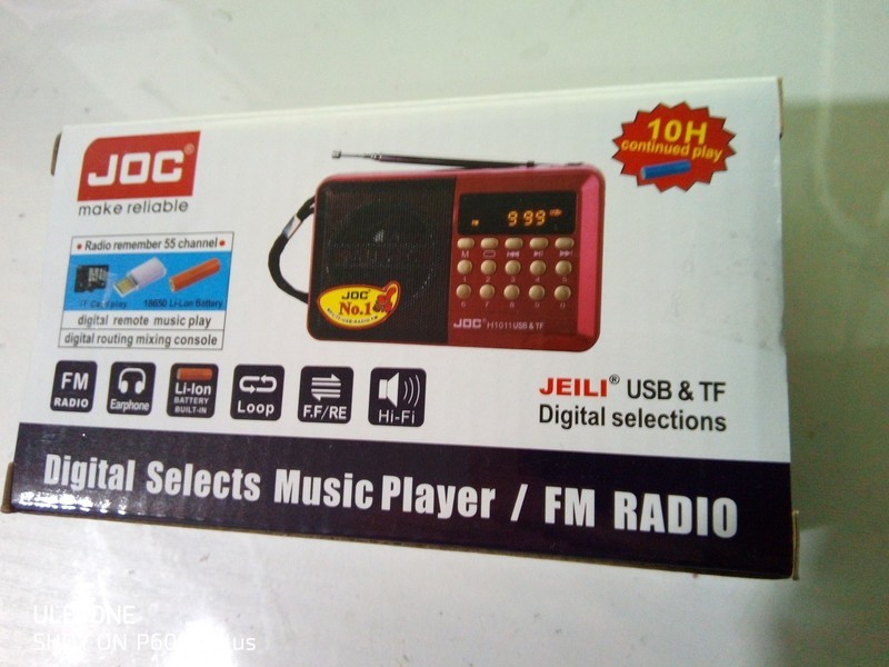 HIT PONUDA - MP 3 PLAYER SA RADIOM