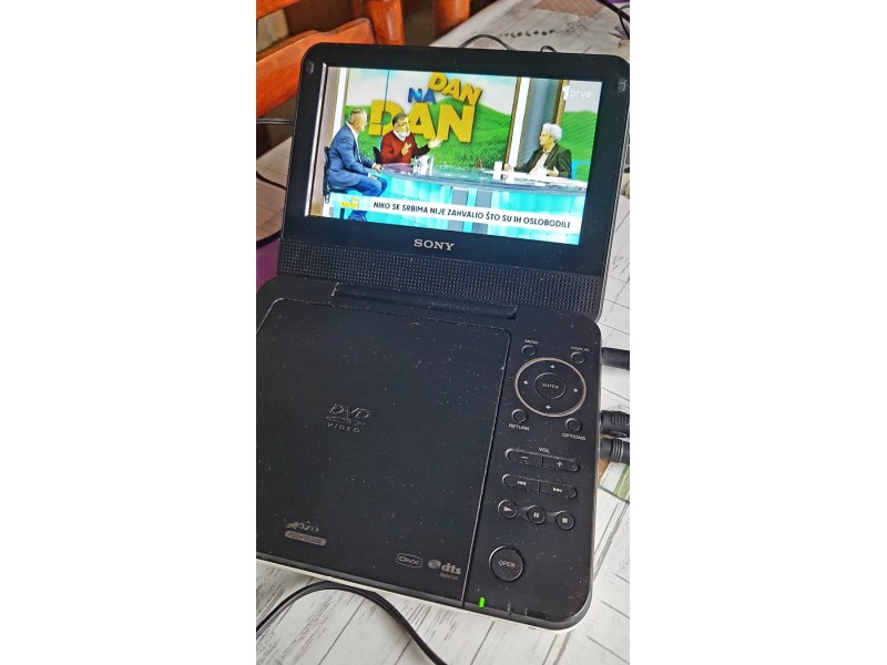 * SONY * PORTABL TV - CD - DVD - USB - 220-12 V