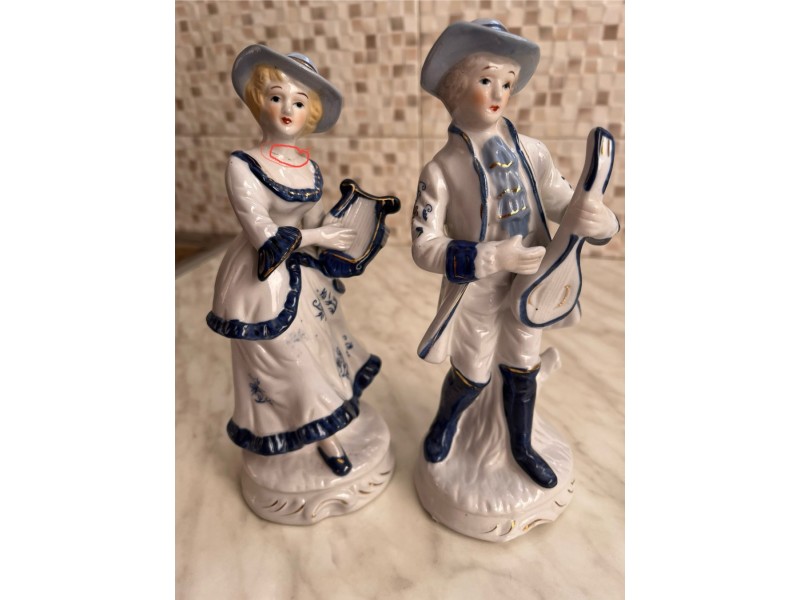 Porcelanske figure, muzički par, 22cm, vintage