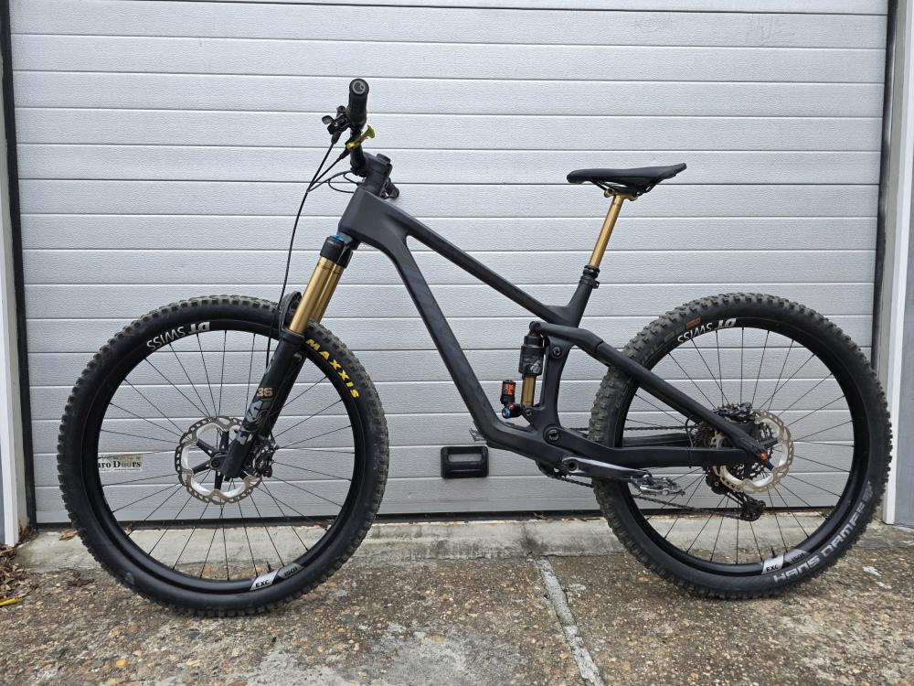 Thomus Super Enduro Full Carbon