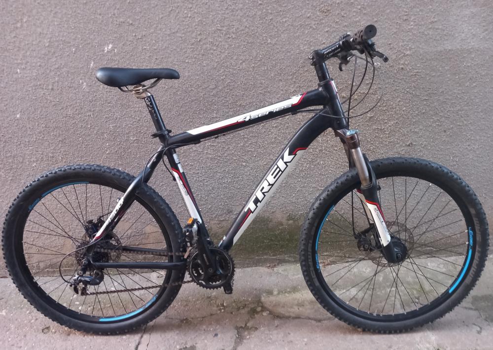 TREK 3x8