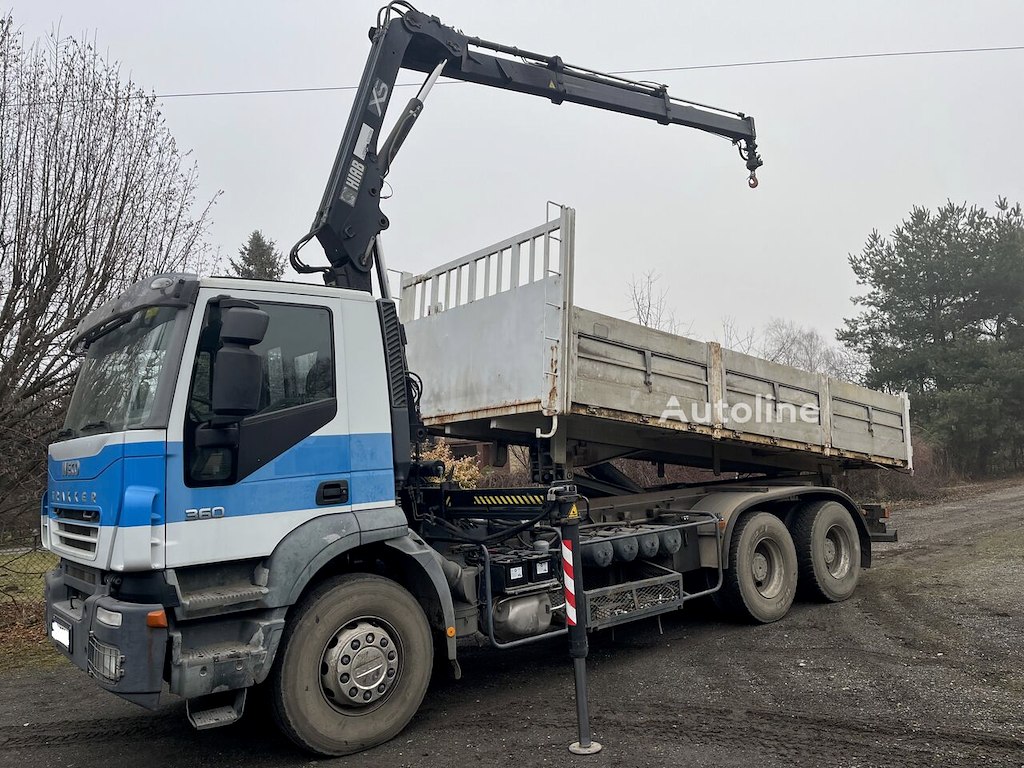 IVECO Trakker 360 kiper