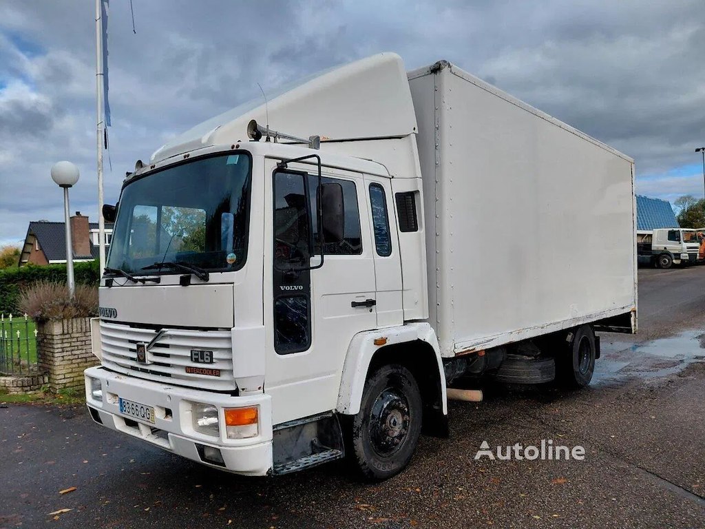 Volvo FL 614 4x2 Box kamion furgon