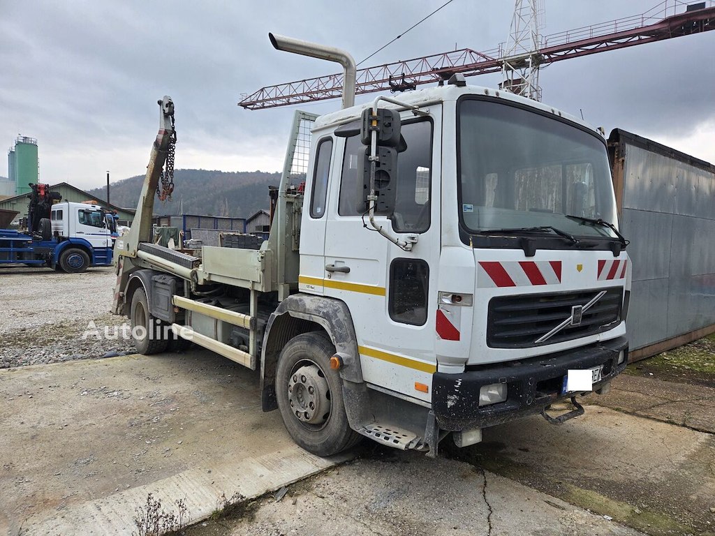 Volvo FL6 - 250 chain container system telescop kamion autopodizač kontejnera