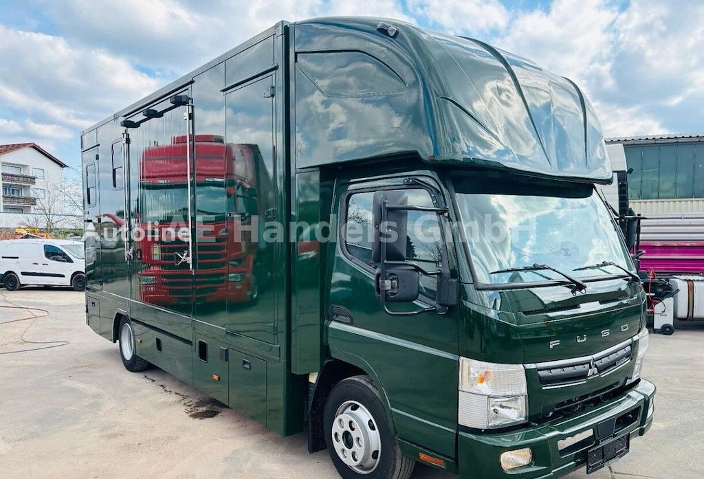 Mitsubishi Fuso Canter Fuso 9C18 Horse Transporter kamion za prevoz konja