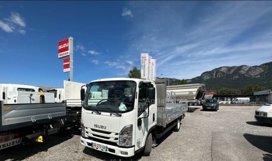 Novi Isuzu M27 Flatbed kamion s ravnom platformom < 3.5t
