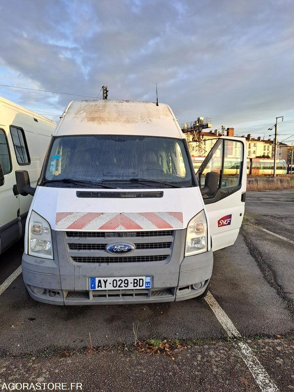 Prodaje se Ford TRANSIT minibus furgon na aukciji