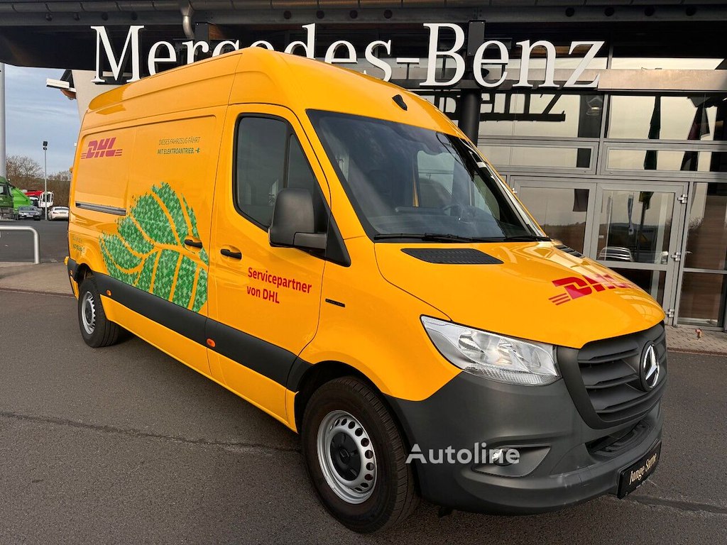 Mercedes-Benz eSprinter 312 DHL Regal KEP-Ausbau minibus furgon