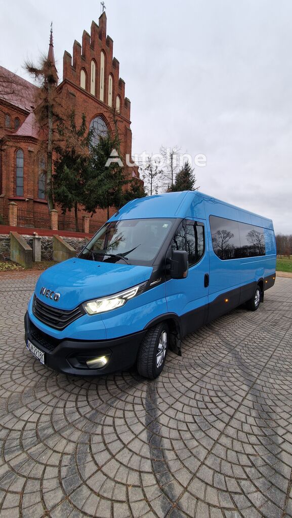 IVECO Daily putnički minibus