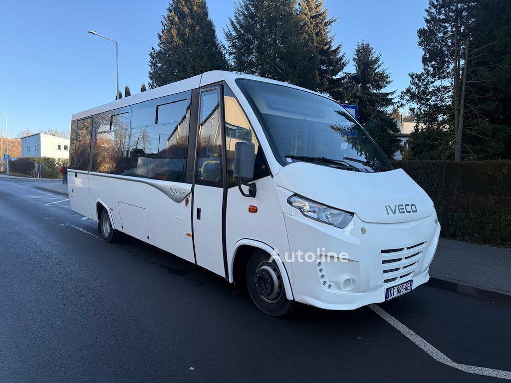 IVECO Thesi Kapena 72C170 putnički minibus