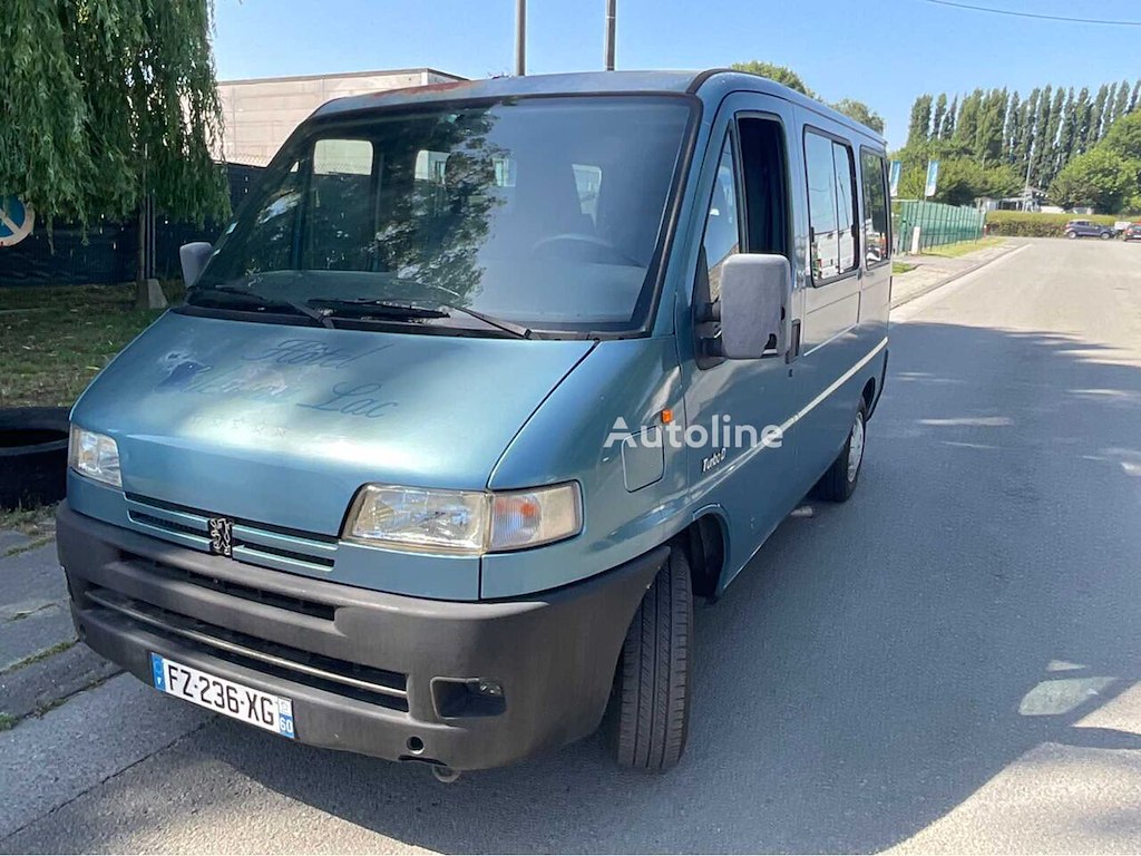 Prodaje se Peugeot Boxer 2.5 Turbo D putnički minibus na aukciji