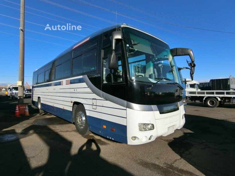 Isuzu GALA turistički autobus