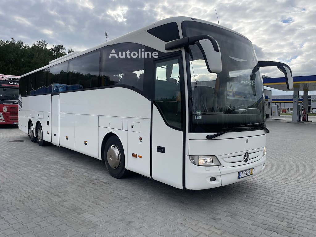 Mercedes-Benz Tourismo 16RHD turistički autobus