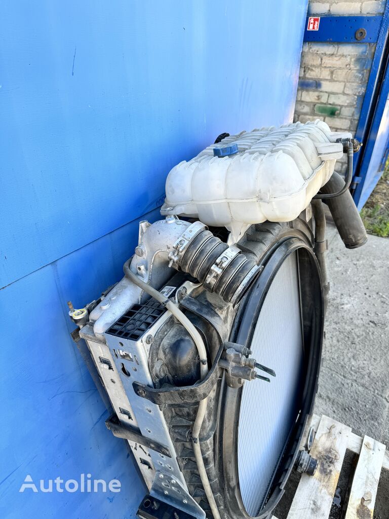 23292839 radijator za hlađenje motora za Volvo FH540 kamiona
