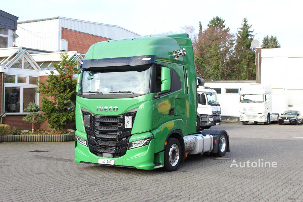 IVECO S-Way 510 Retarder Alufelgen Navi 2 x Kühlbox tegljač