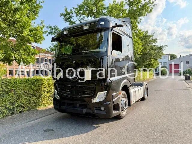 Mercedes-Benz Actros 5 /1942/Mirror CAM/StreamSpace/Euro6 tegljač