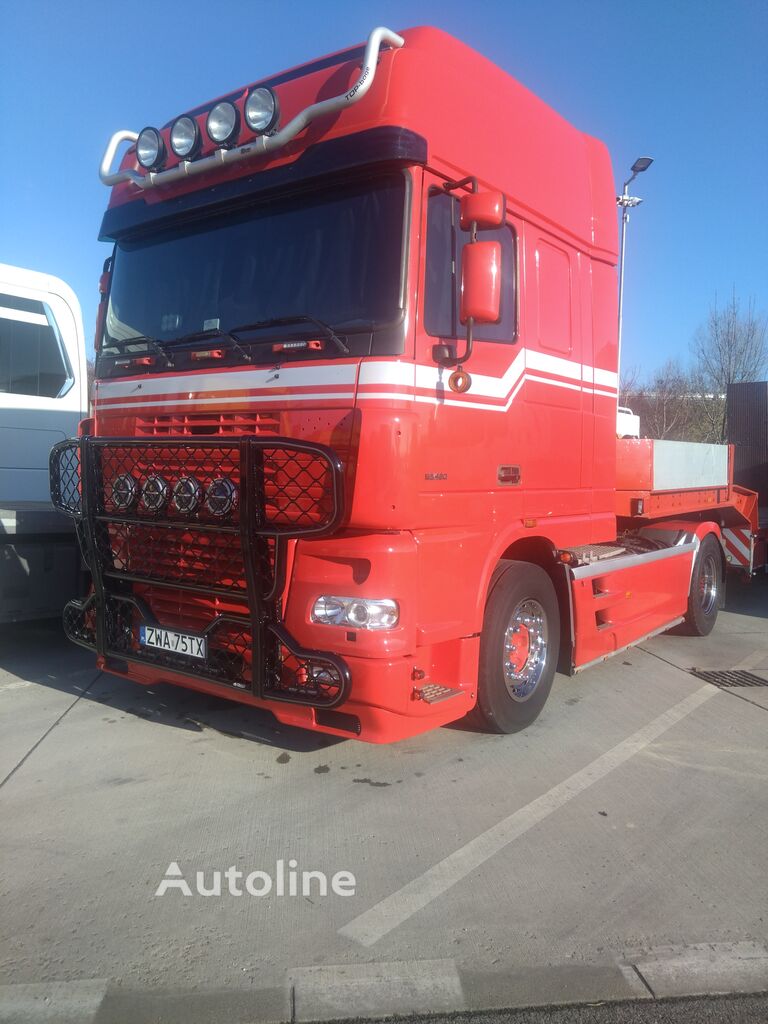 DAF XF95 tegljač + poluprikolica sa niskom platformom