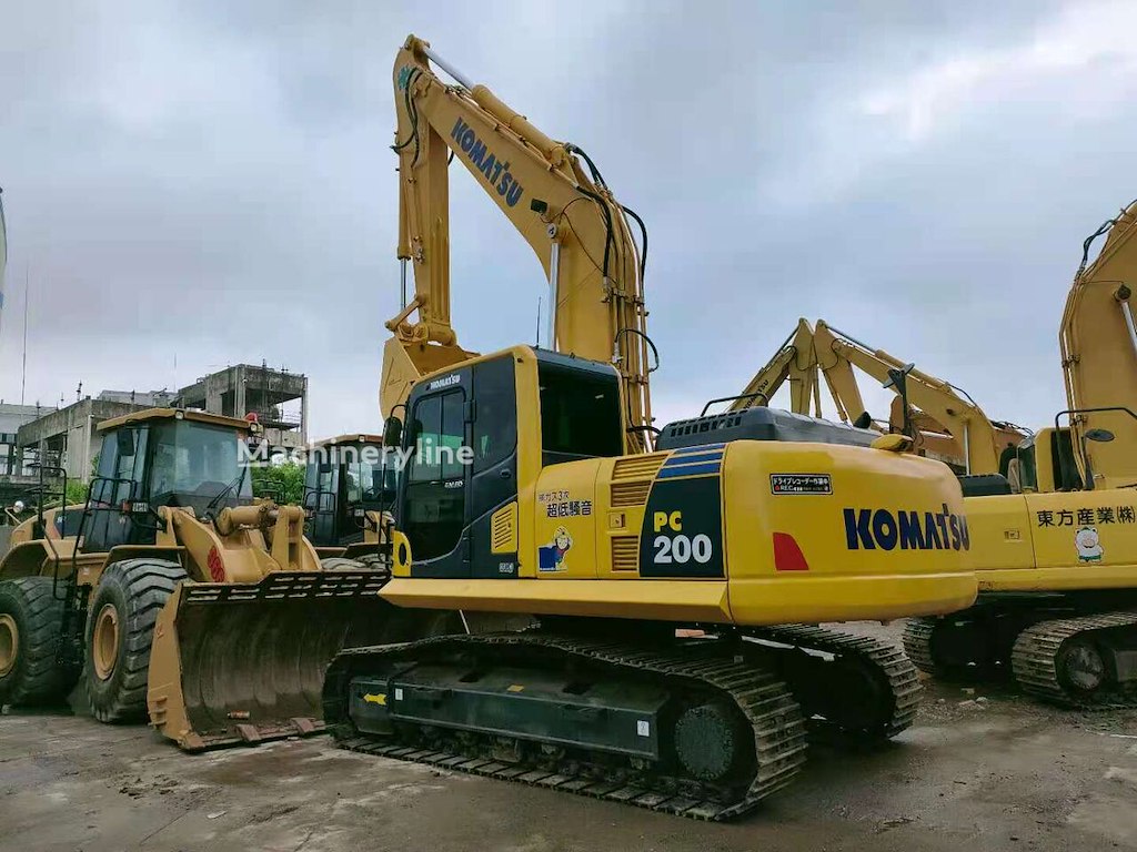 Komatsu PC200 bager guseničar