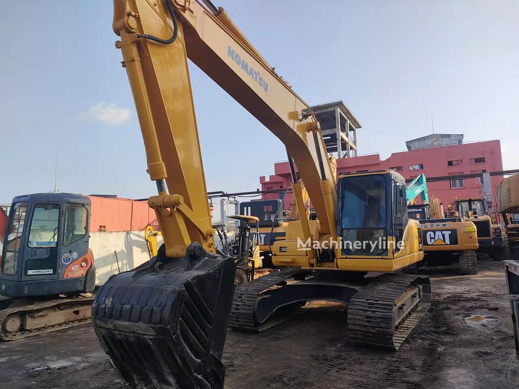 Komatsu PC200 bager guseničar