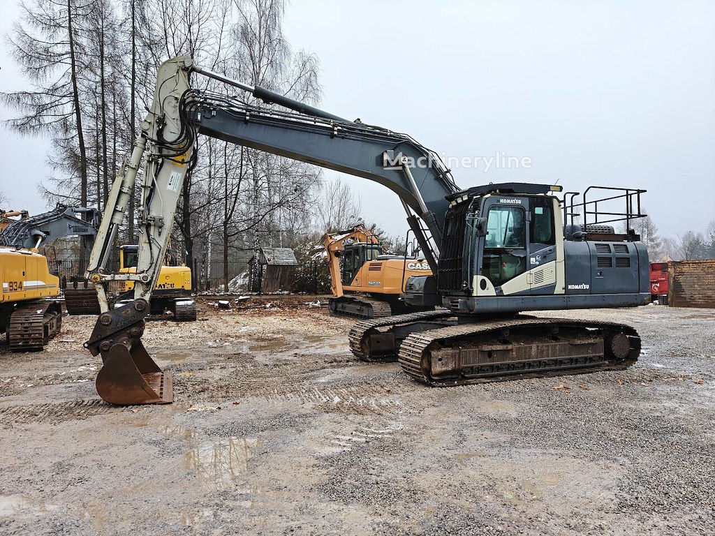Komatsu PC210 bager guseničar