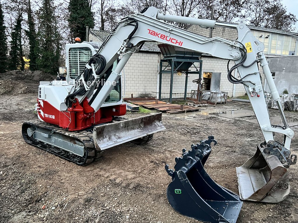 Takeuchi TB180Fr mini bager