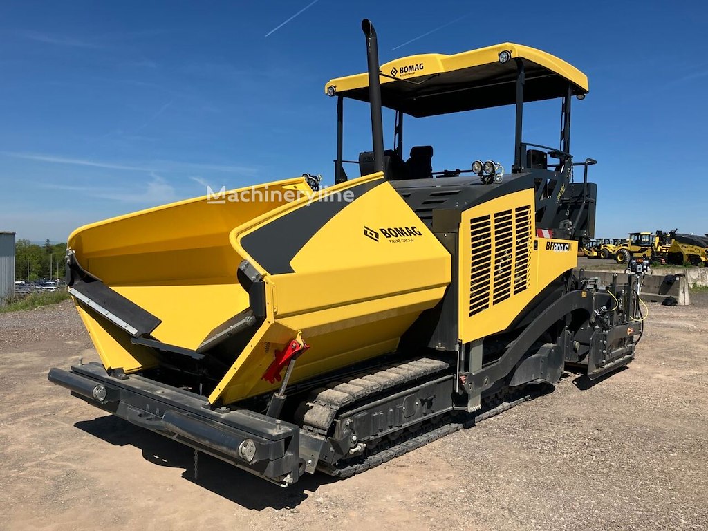 Novi BOMAG BF 800C S600 asfaltni finišer guseničar