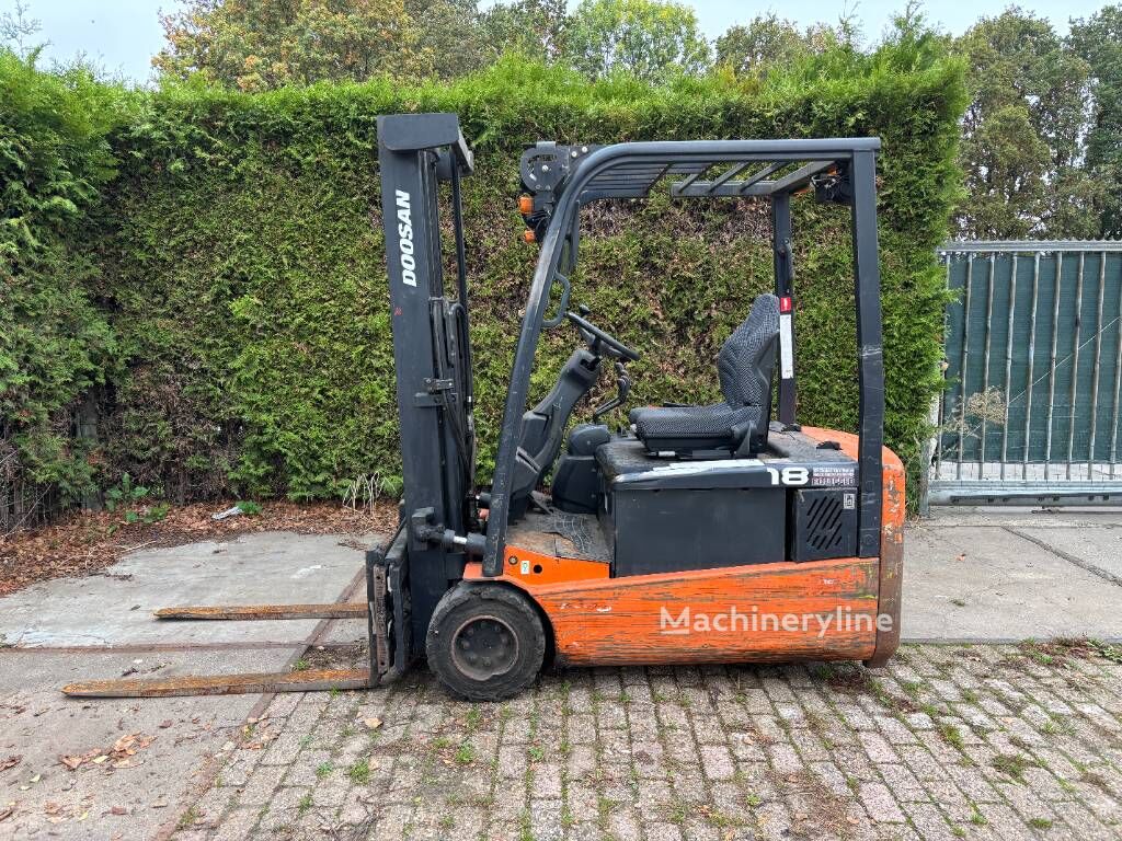 Doosan B18T-5 elektrische heftruck 1.8 ton dublo mast B18 električni viljuškar