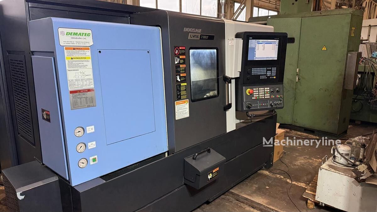 Doosan LYNX 2100LY strug za metal
