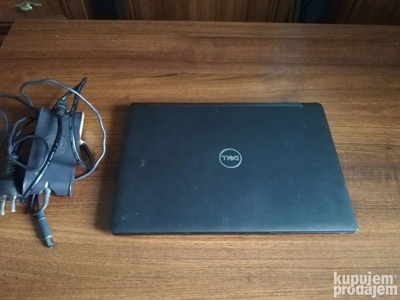 DELL Latitude 13.3 I5 8250U 8GB DDR4 SSD nova bat. +pun