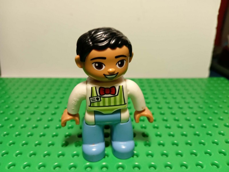 Lego Duplo figurica konobar