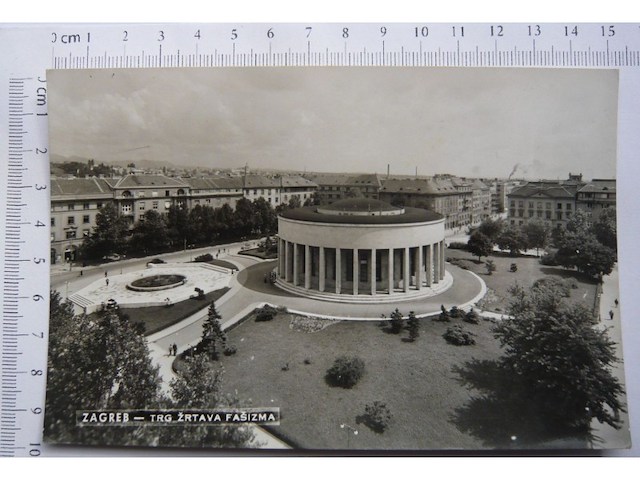 Zagreb - Trg Žrtava fašizma