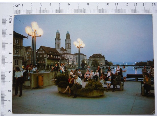 Zürich, Rathausbrücke Limmatquai und Grossmünster