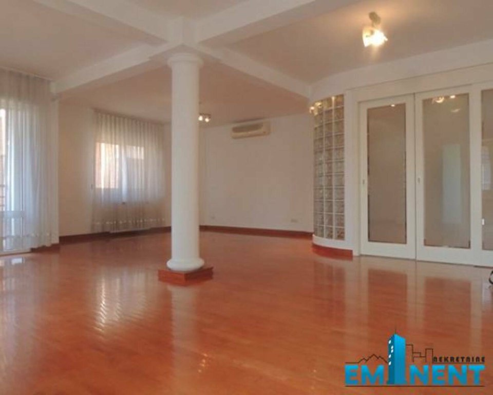 Vračar, Hram Svetog Save, Patrijarha Varnave, 5.0, 203m2, 2000 EUR