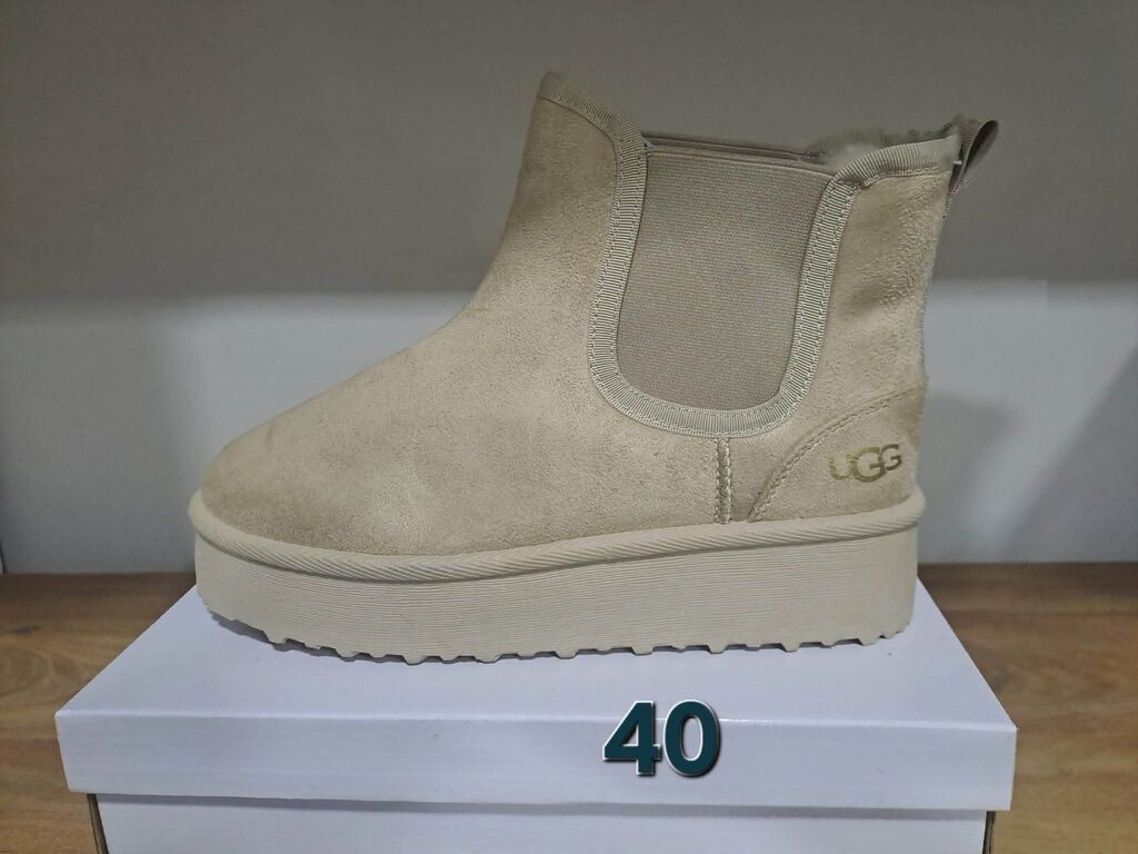 Ugg obuća 40, bоја - Bež