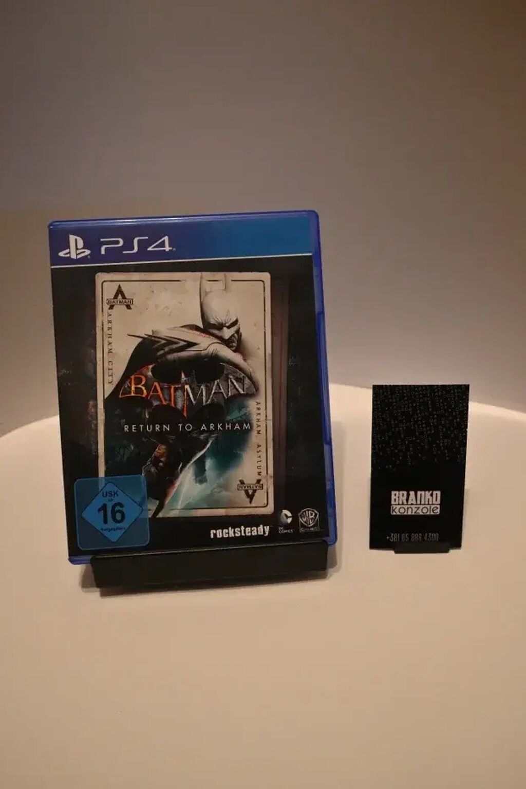 Prodajem original igricu za Sony Playstation 4 konzolu - Batman Return
