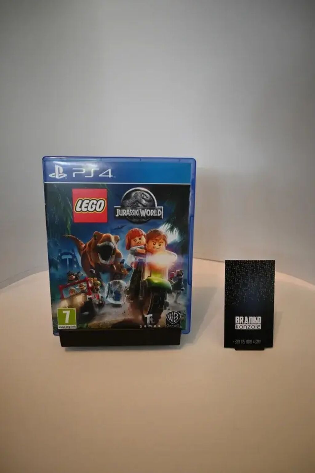 Prodajem original igricu za Sony Playstation 4 konzolu - LEGO Jurassic