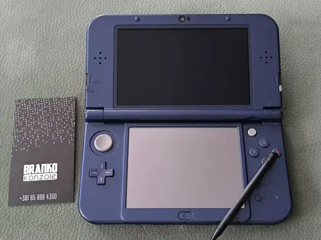 Prodajem NEW Nintendo 3DS XL konzolu (poslednji i najjaci model) U