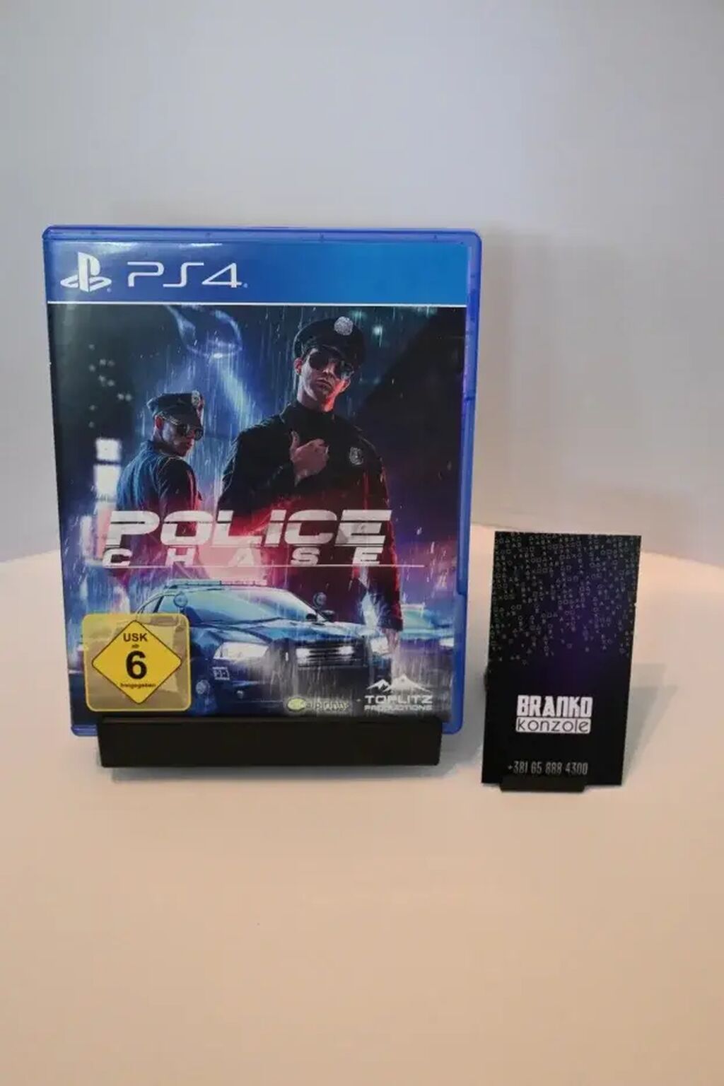 Prodajem original igricu za Sony Playstation 4 konzolu - Police