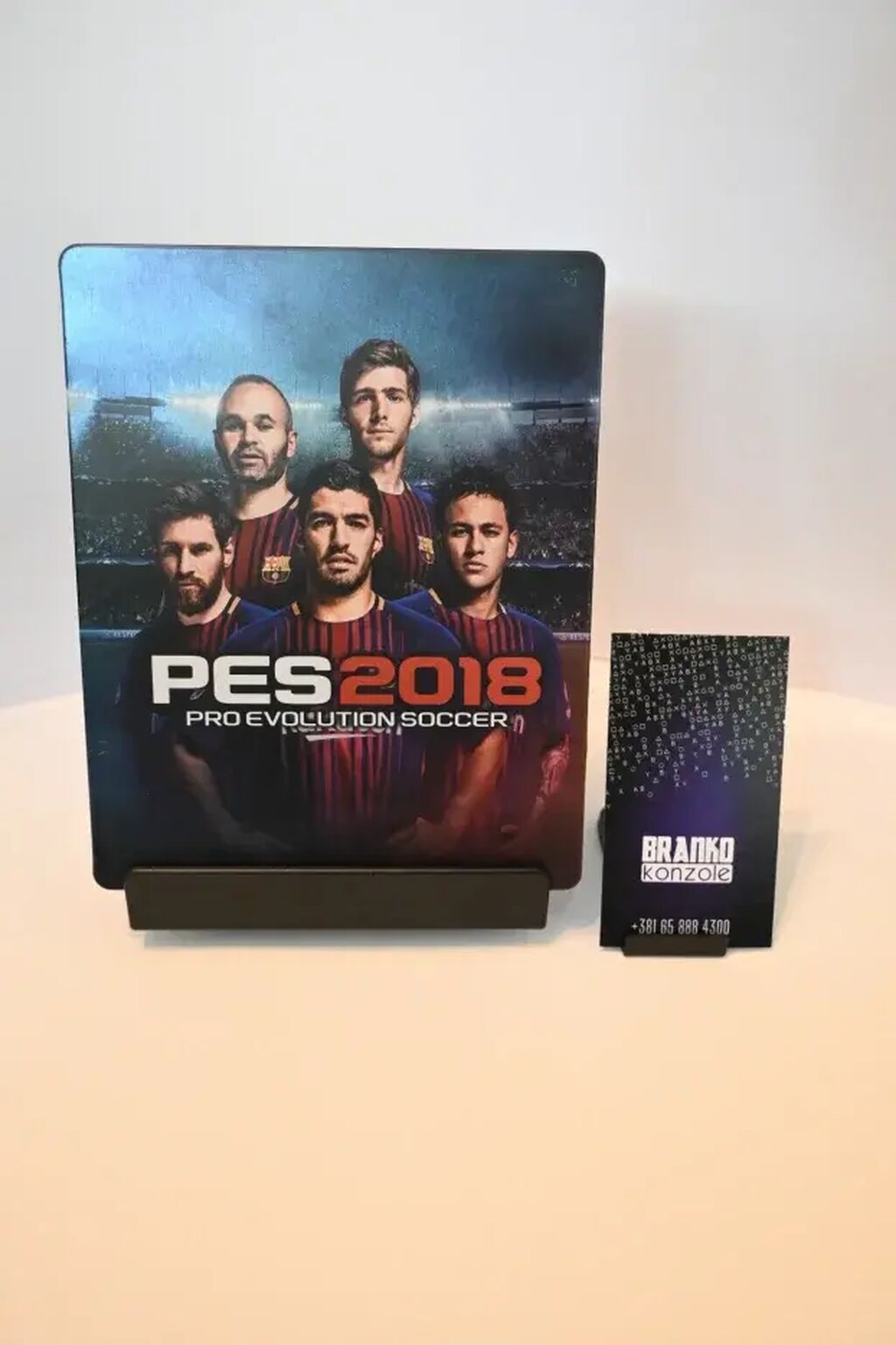 Prodajem original igricu za Sony Playstation 4 konzolu - PES 18 (Pro