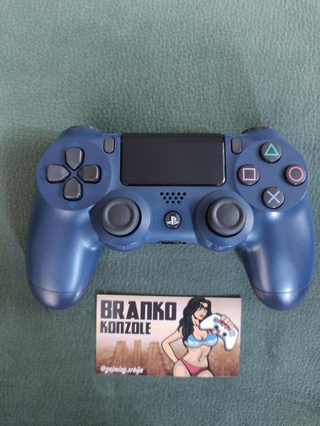 Prodajem pravi original Dualshock 4 za Sony Playstation 4 konzole