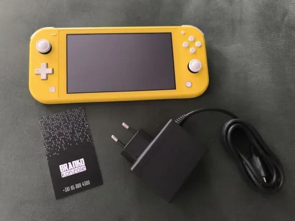 Prodajem Nintendo Switch Lite konzolu u zutoj boji Konzola je u stanju