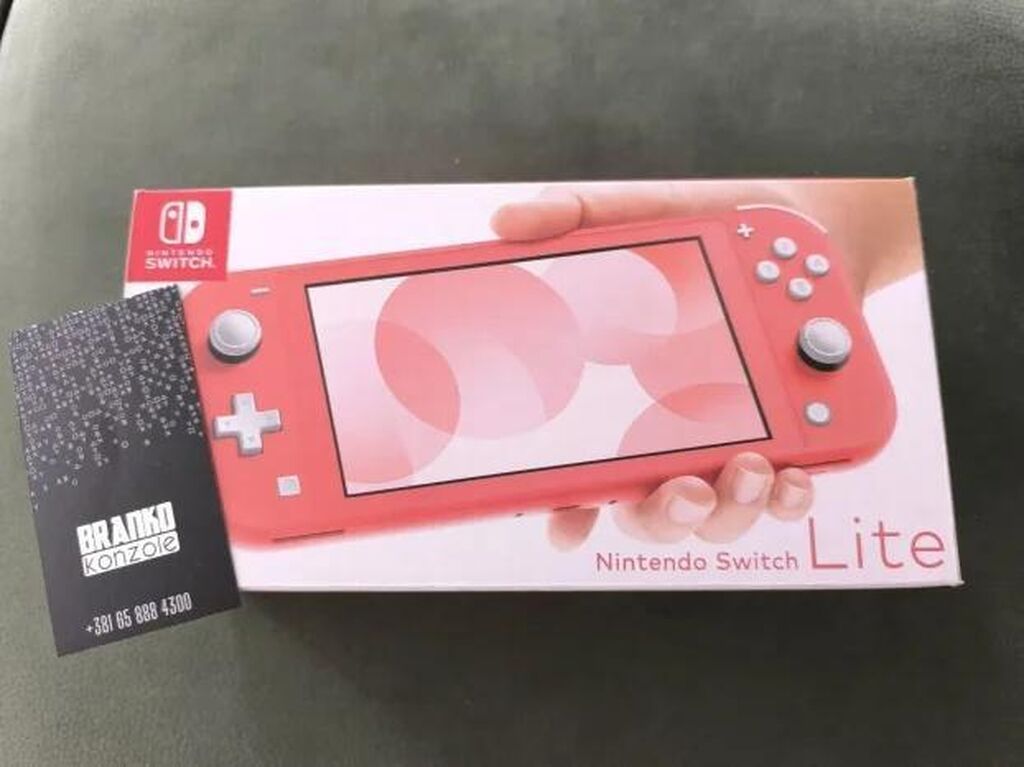 Prodajem Nintendo Switch Lite konzolu - boja pink Konzola je nova