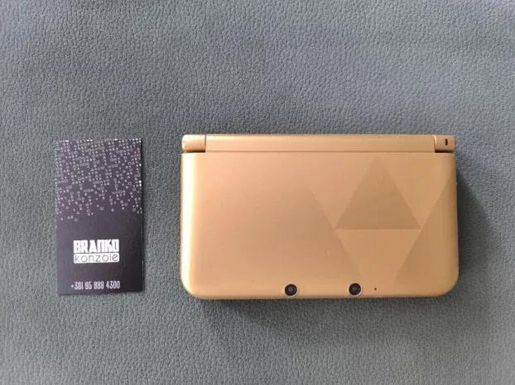 Prodajem Nintendo 3DS XL konzolu - The Legend of Zelda: A Link Between