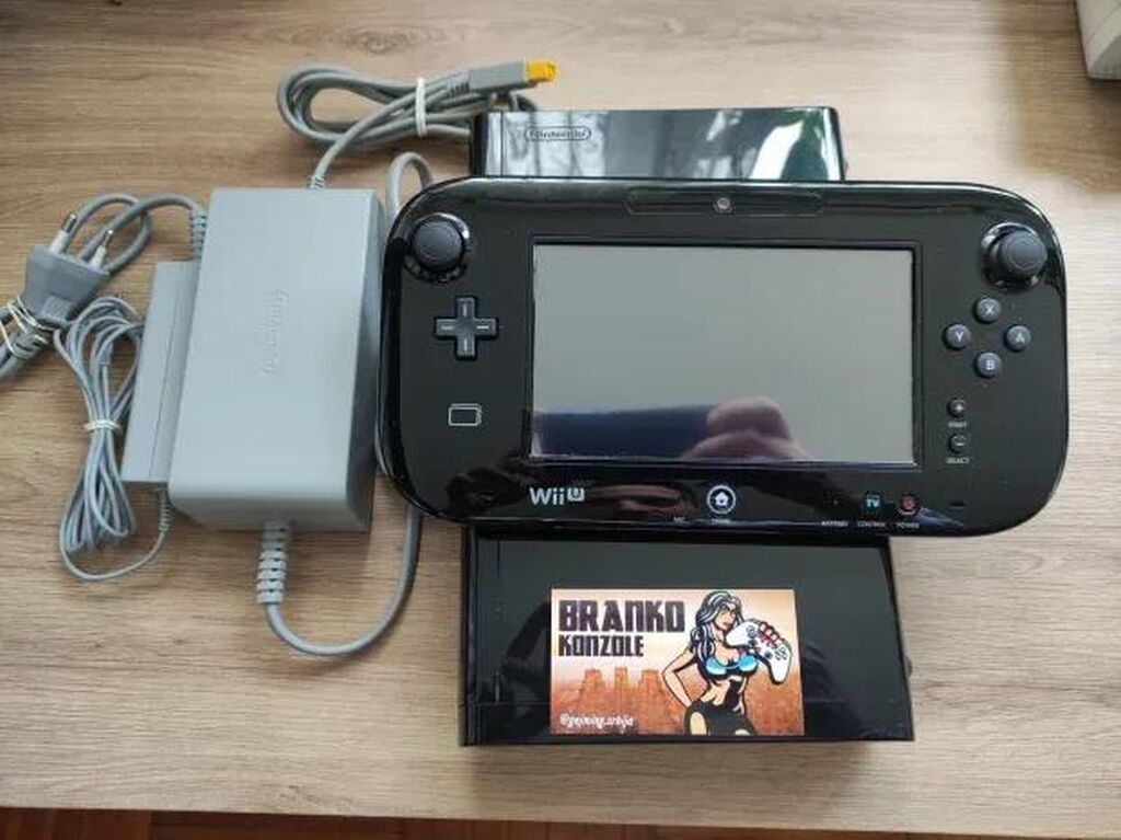      SNIŽENO – Nintendo Wii U 32GB + 128GB SD + 32 igre + Zelda BOTW