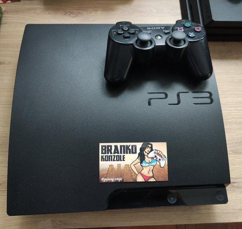   Sony PlayStation 3 – 1TB + igre (perfektno stanje) Prodajem PS3