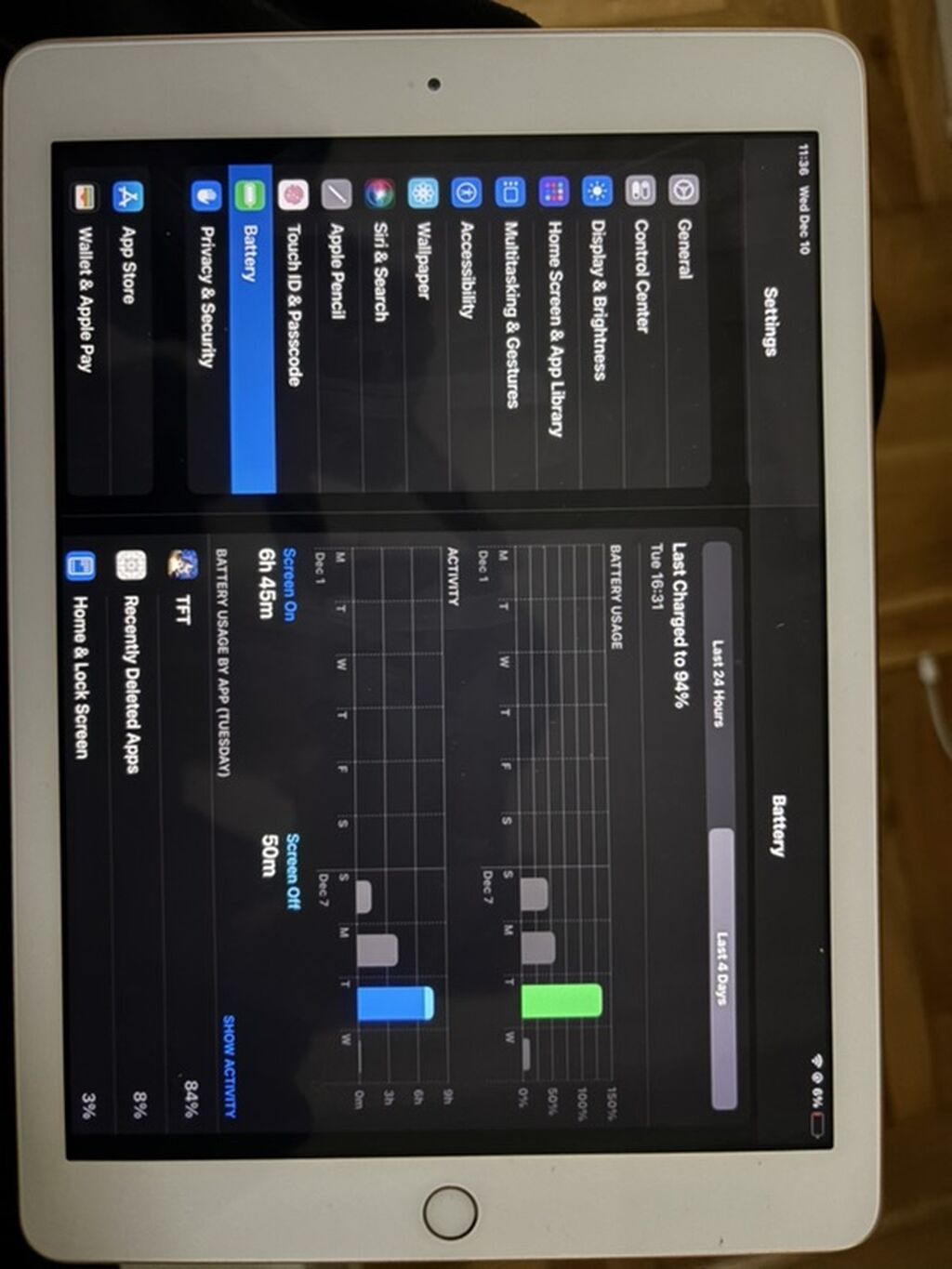Apple iPad 9.7 (6. generacija) – 32 GB, Wi‑Fi, zlatna boja - Model
