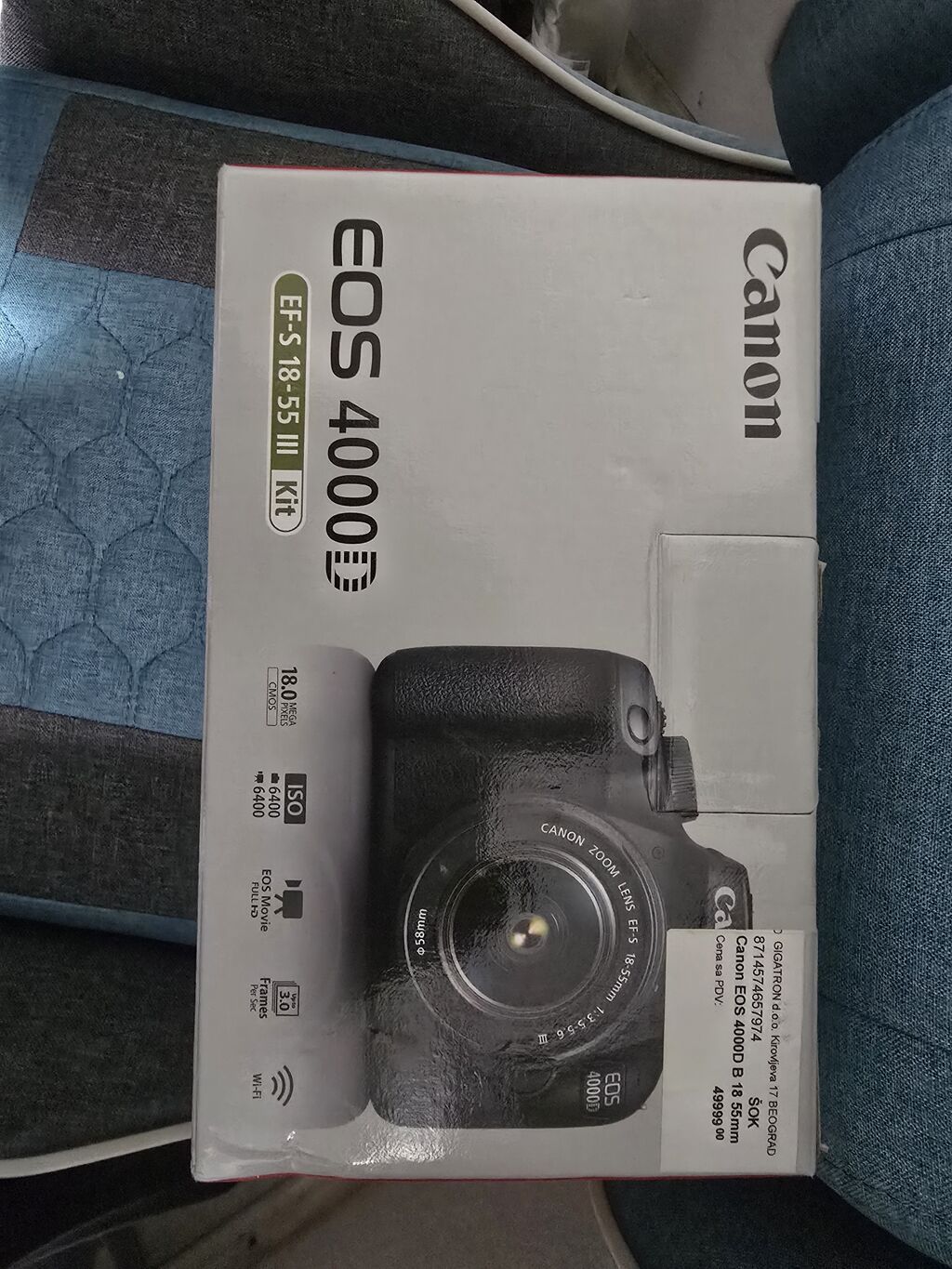 Canon EOS 4000D Kit – DSLR fotoaparat sa objektivom EF‑S 18–55mm III