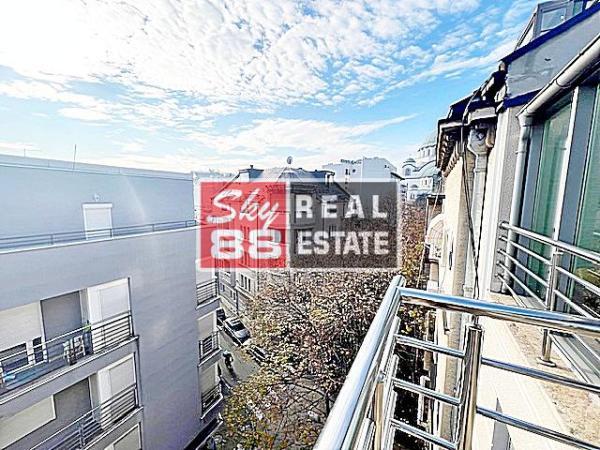 Četvorosoban stan na prodaju, 214m2, 1.450.000€