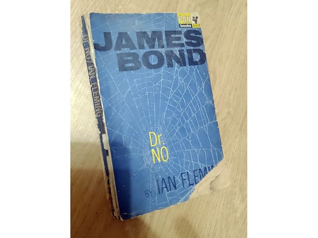 JAMES BOND Dr No - Ian Fleming