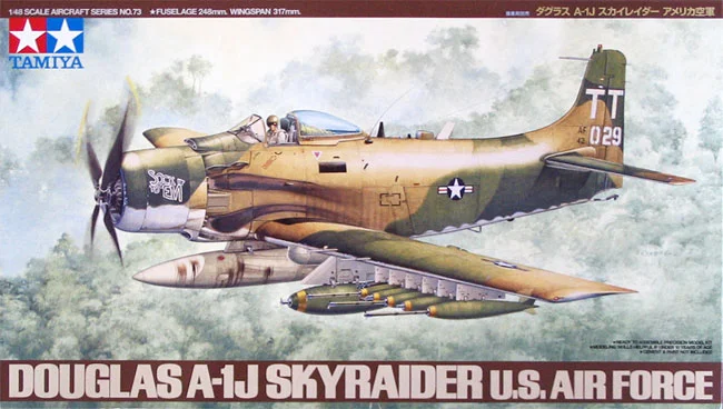 TAMIYA 1/48 Douglas A-1J Skyraider